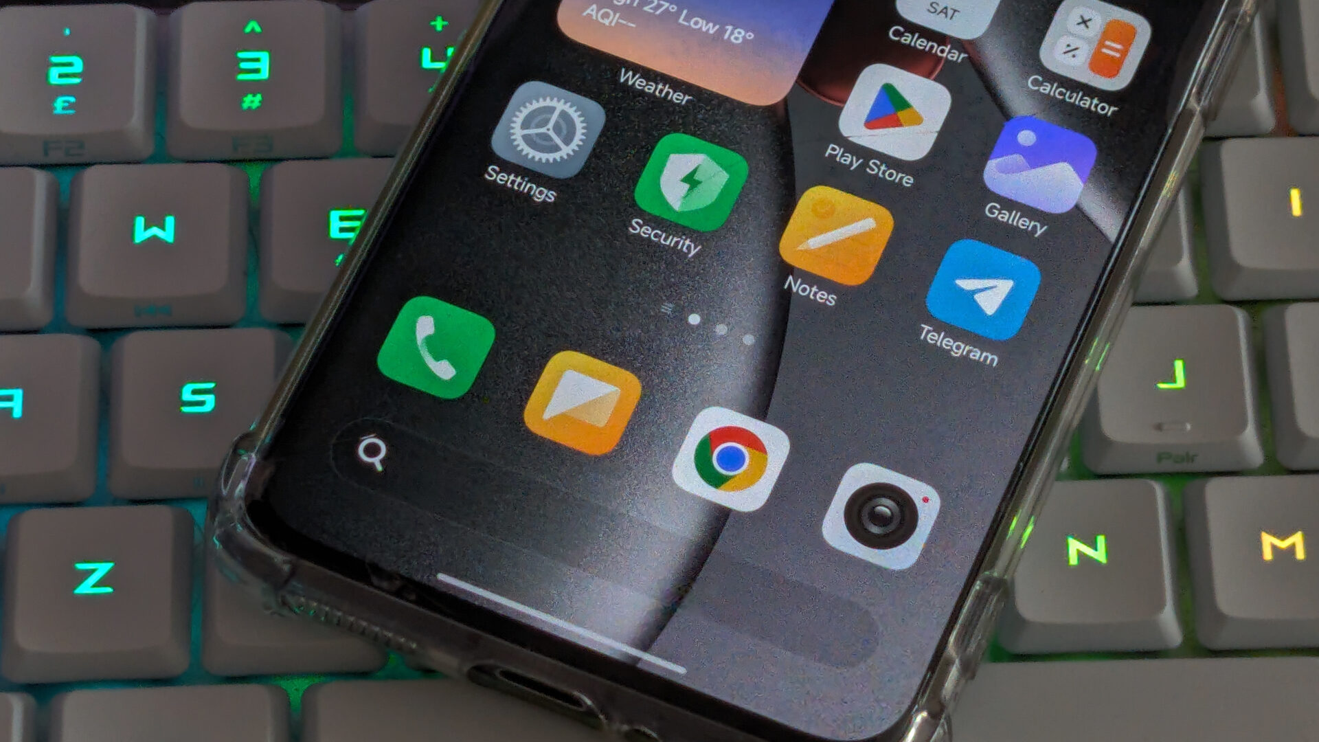 Xiaomi's HyperOS 2.2 Launcher Gets a Slick August Makeover!